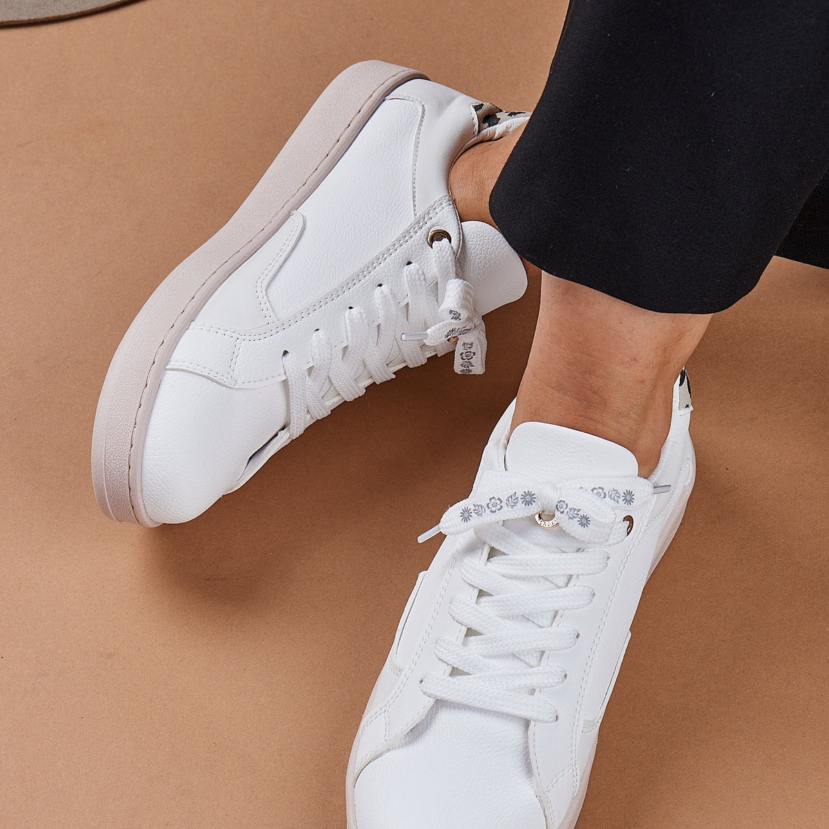 Tenis camelia Talco x Humo Print – Aleli zapatos